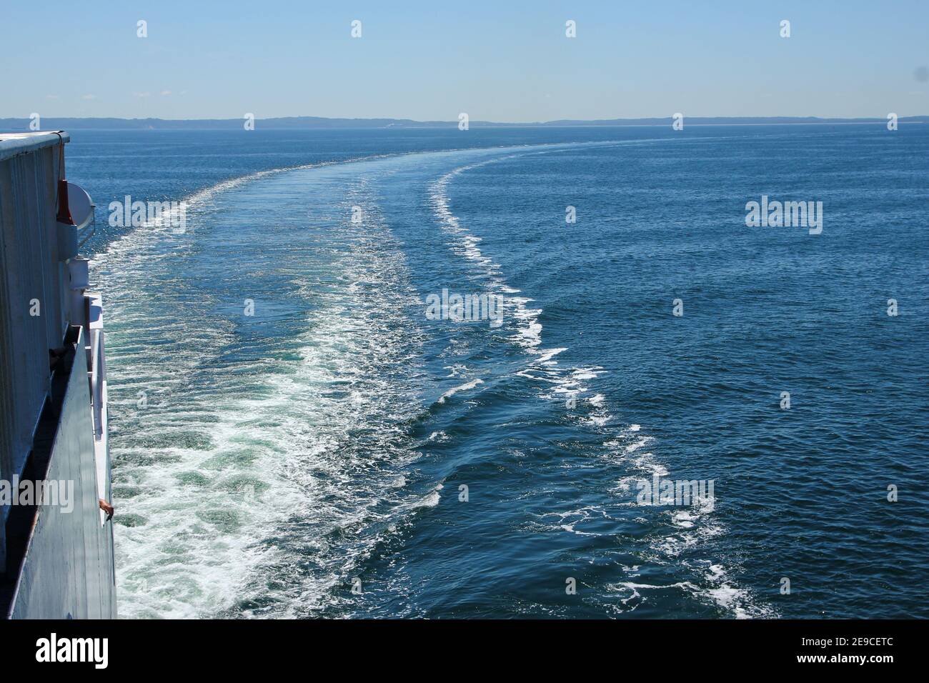 Back of ship view hi-res stock photography and images - Alamy