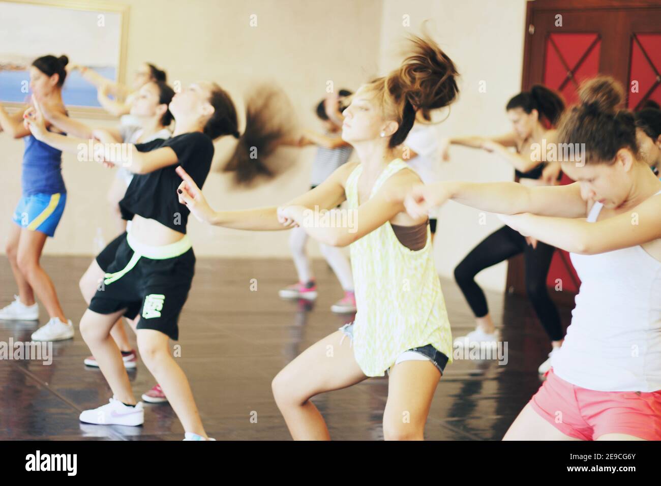 training dancers modern dance, contemporary, classical Stock Photo - Alamy