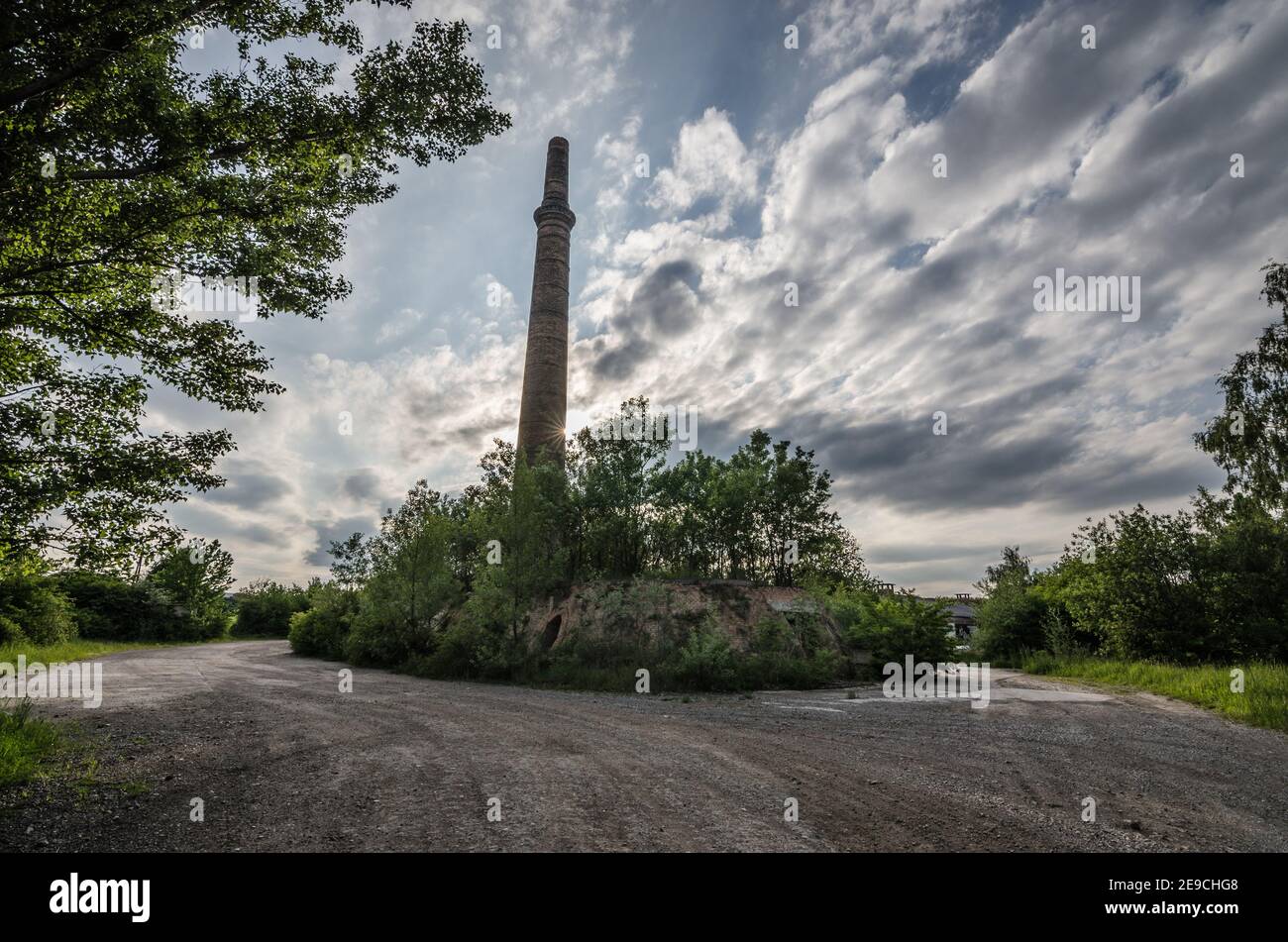 Abandoned brick factory hi-res stock photography and images - Alamy