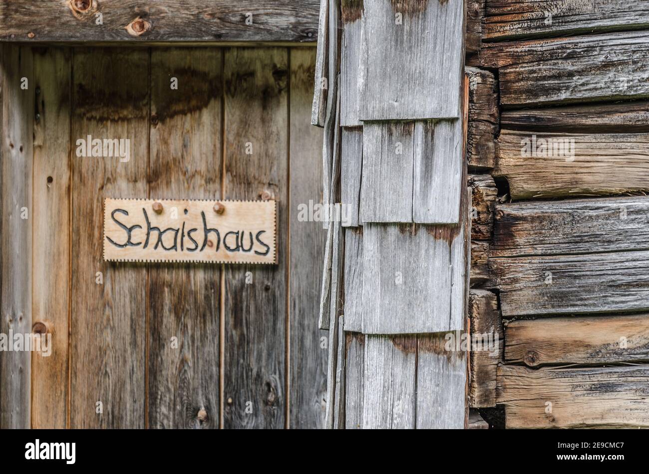 Inscription on a house facade hi-res stock photography and images - Alamy