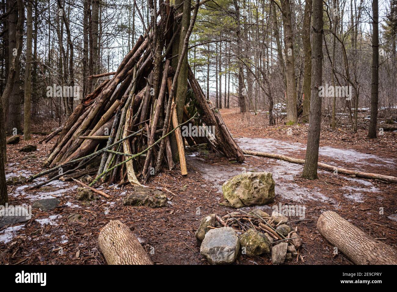 Primitive campsite display Stock Photo - Alamy