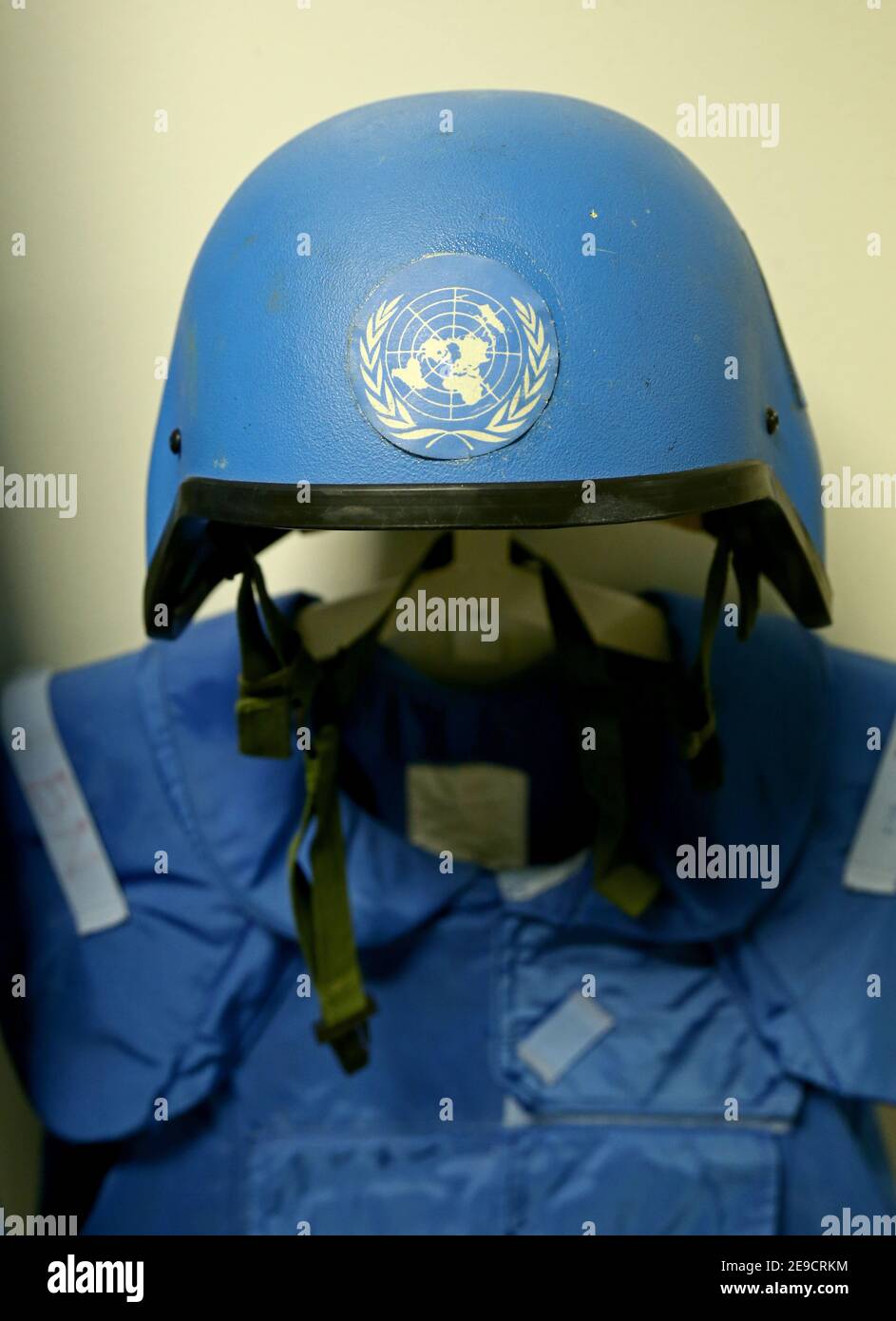 Un equipment hi-res stock photography and images - Alamy