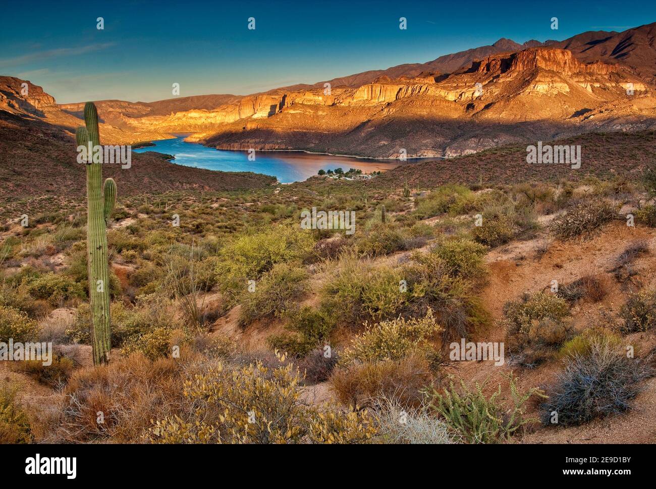 Apache lake hi-res stock photography and images - Alamy