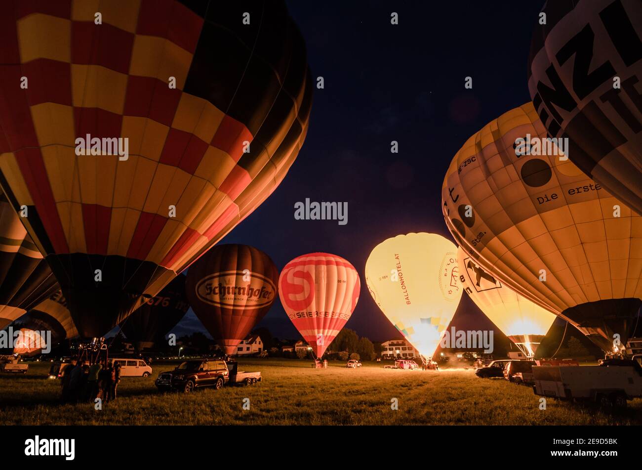 glowing hot air balloon at night Stock Photo - Alamy