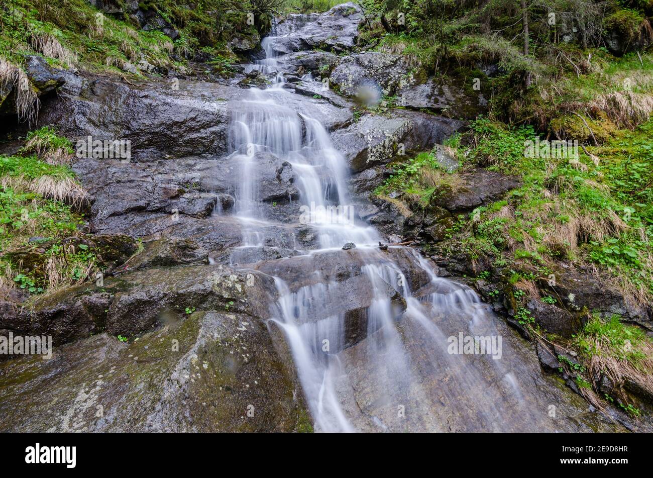 Small beautiful waterfall hi-res stock photography and images - Alamy