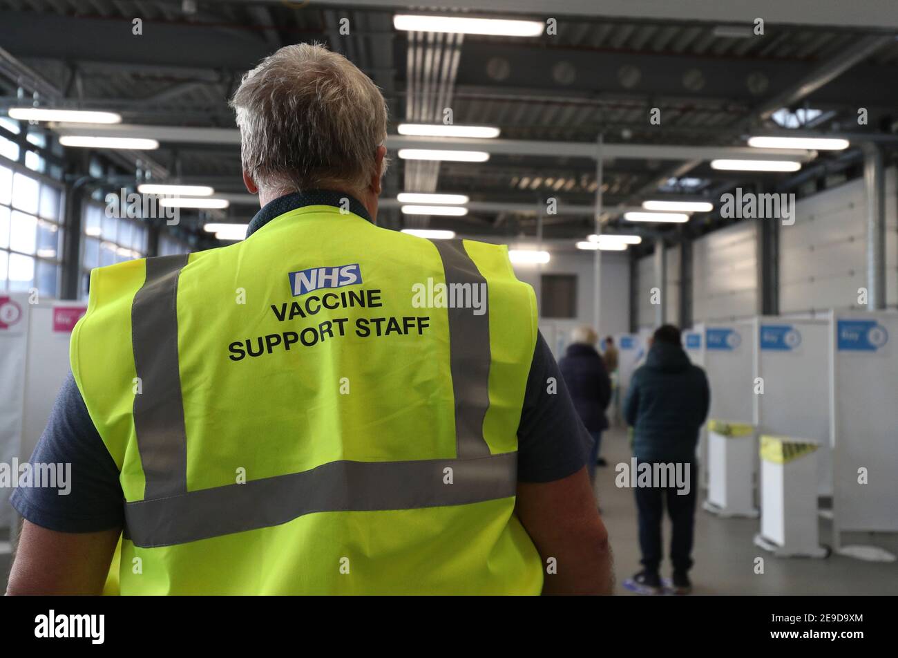 Fire service helping nhs hi-res stock photography and images - Alamy