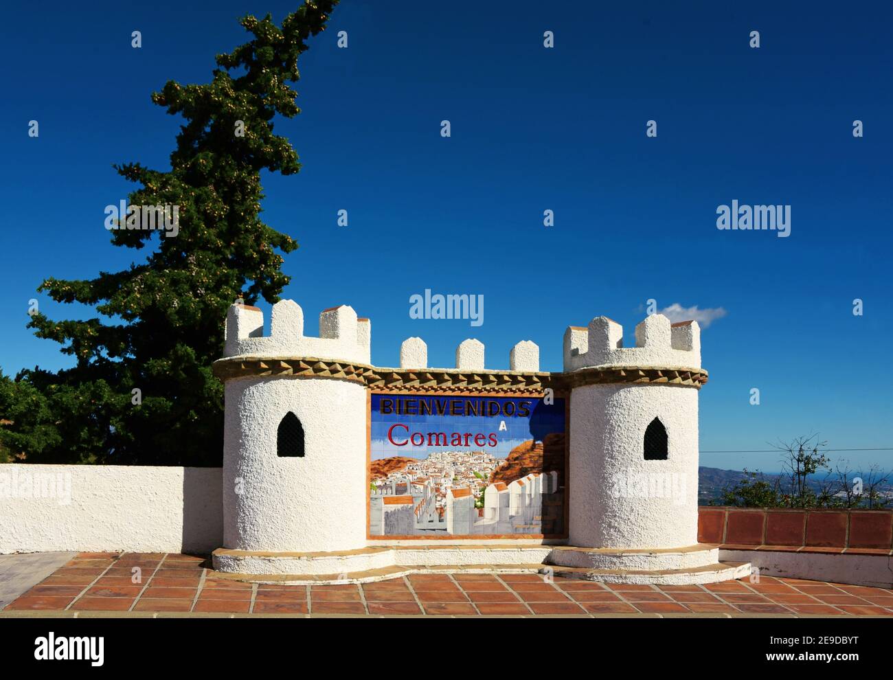 The tower of comares hi-res stock photography and images - Alamy