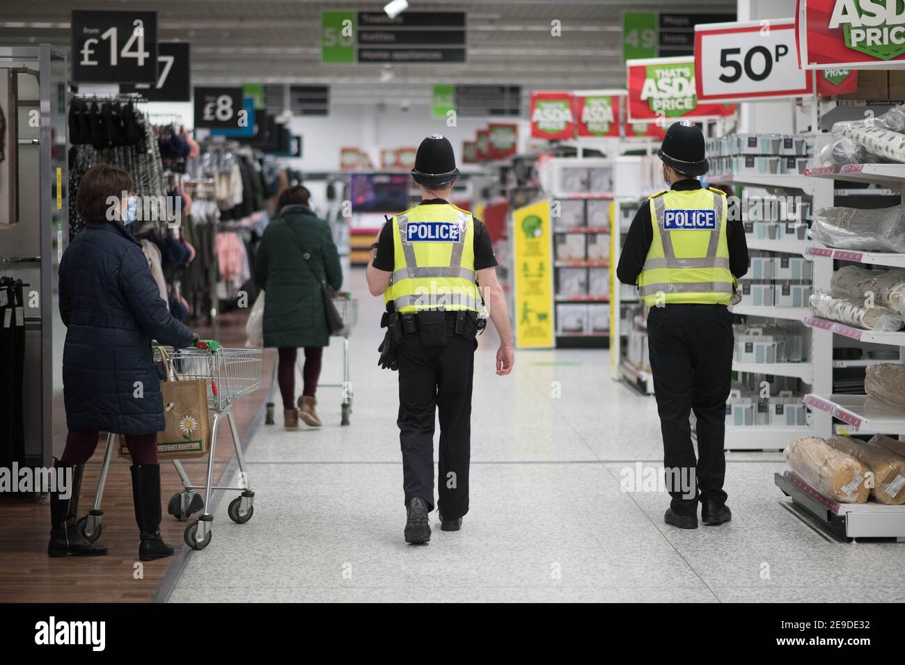 Asda watford supercentre hi-res stock photography and images - Alamy