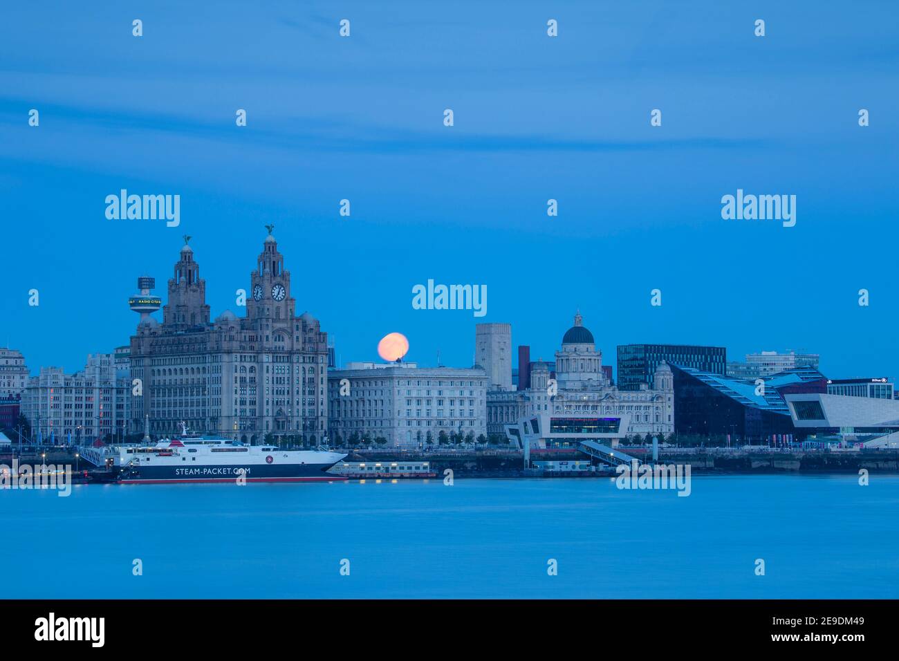 United Kingdom, England, Merseyside, Liverpool, Super moon over ...