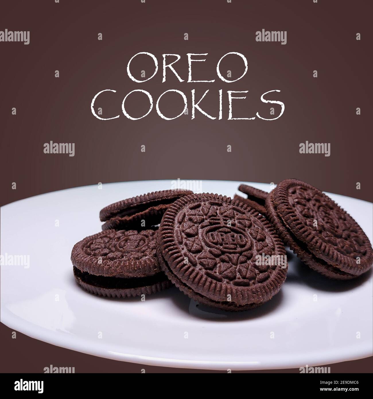 Oreo cookies on plate, oreo cookies isolated Stock Photo - Alamy