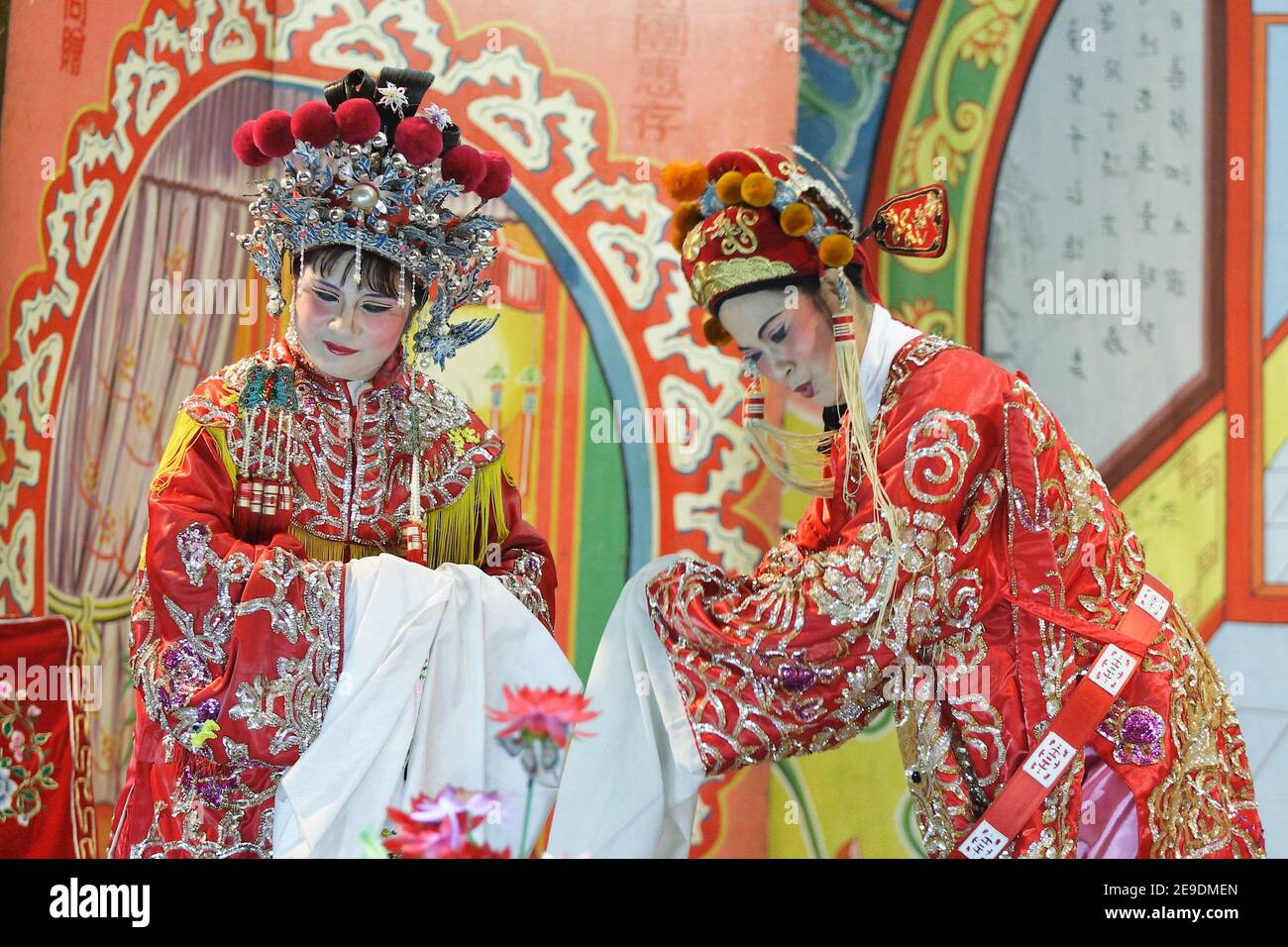 Chinese opera, kuching, sarawak, malaysia Stock Photo - Alamy