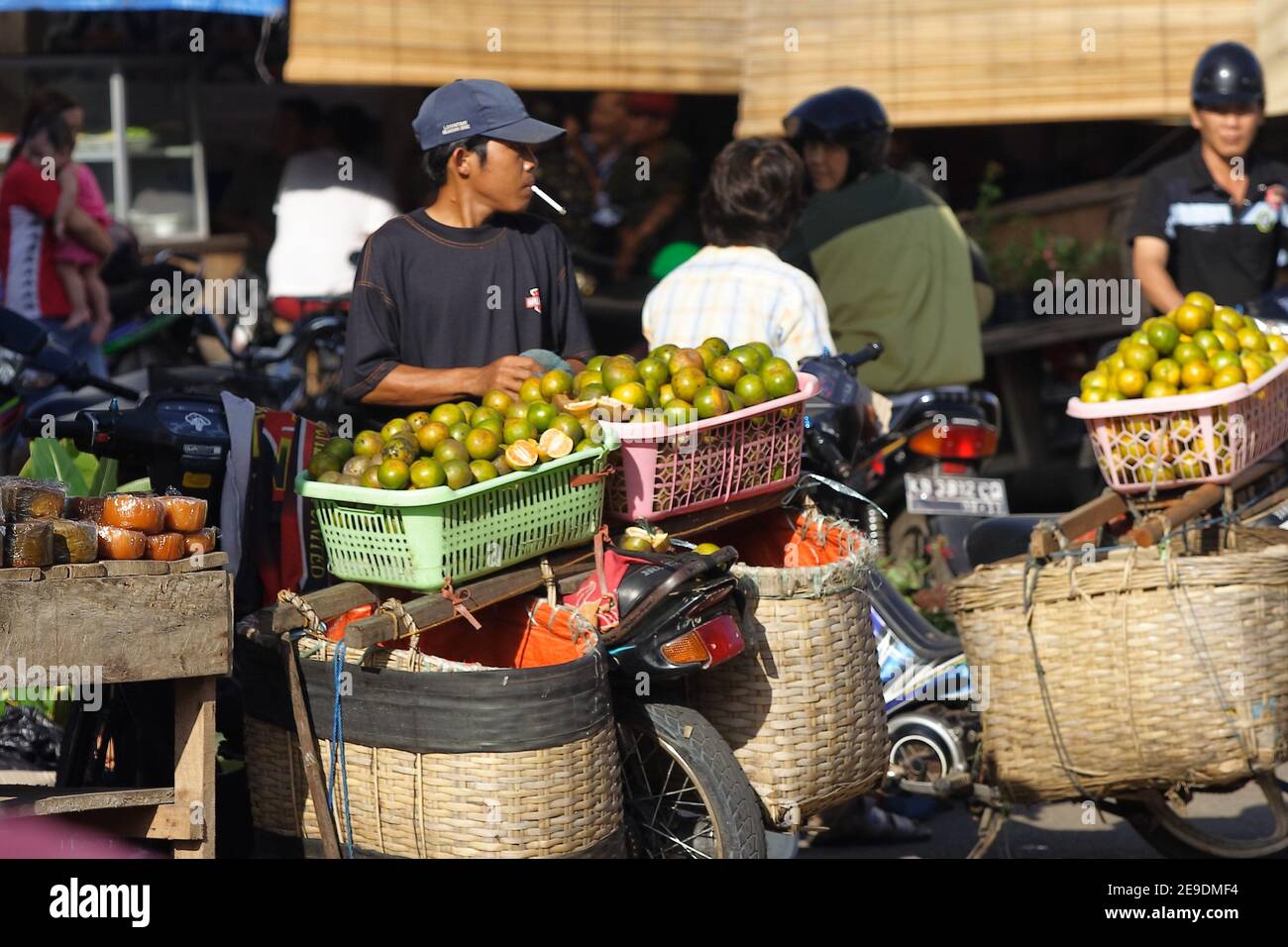 Pasar turi hi-res stock photography and images - Alamy
