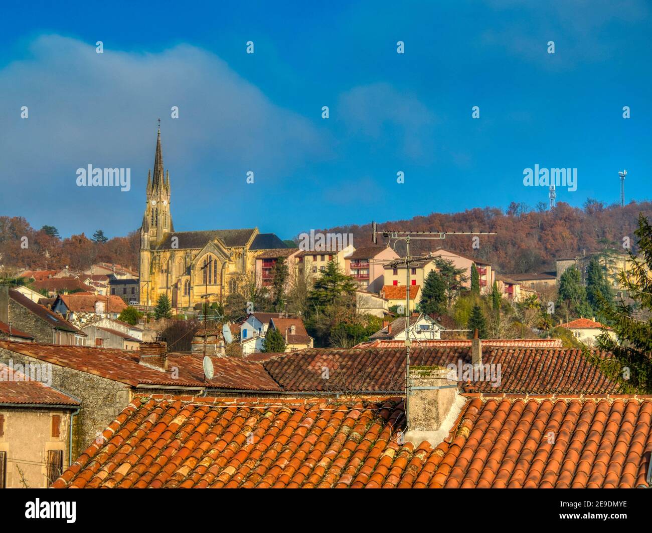 Fumel High Resolution Stock Photography and Images - Alamy