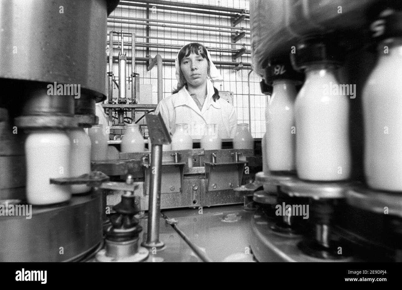 Milk recording hi-res stock photography and images - Alamy