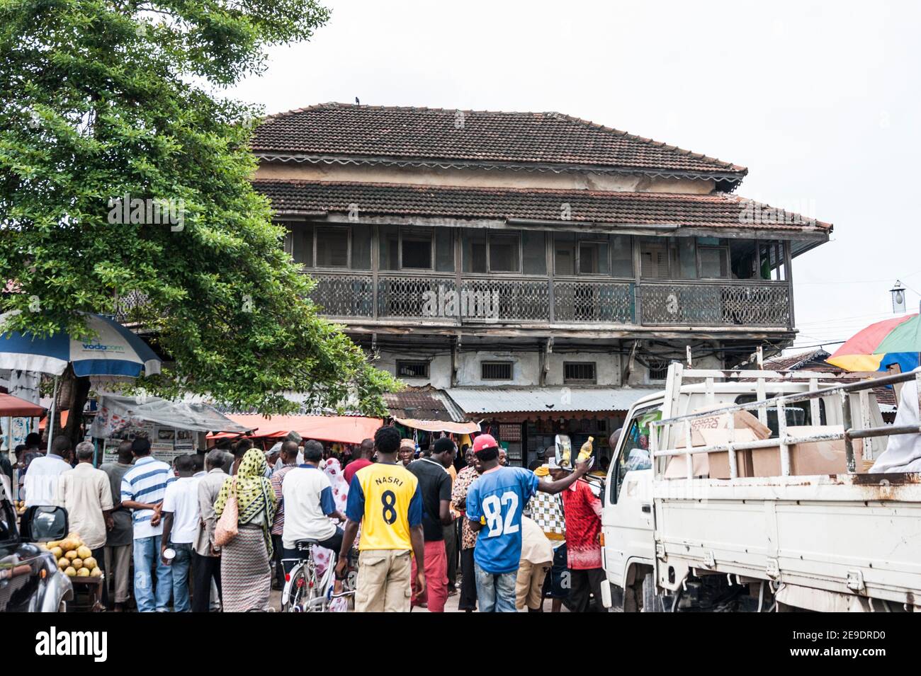 Market stone town hi-res stock photography and images - Alamy