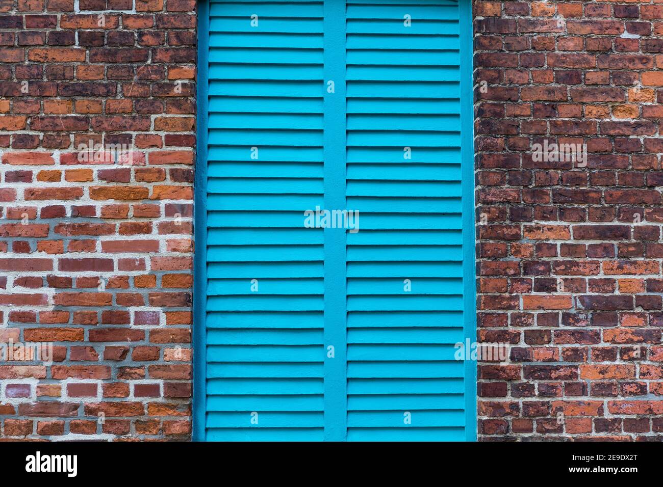 Blue stones between bricks hi-res stock photography and images - Alamy