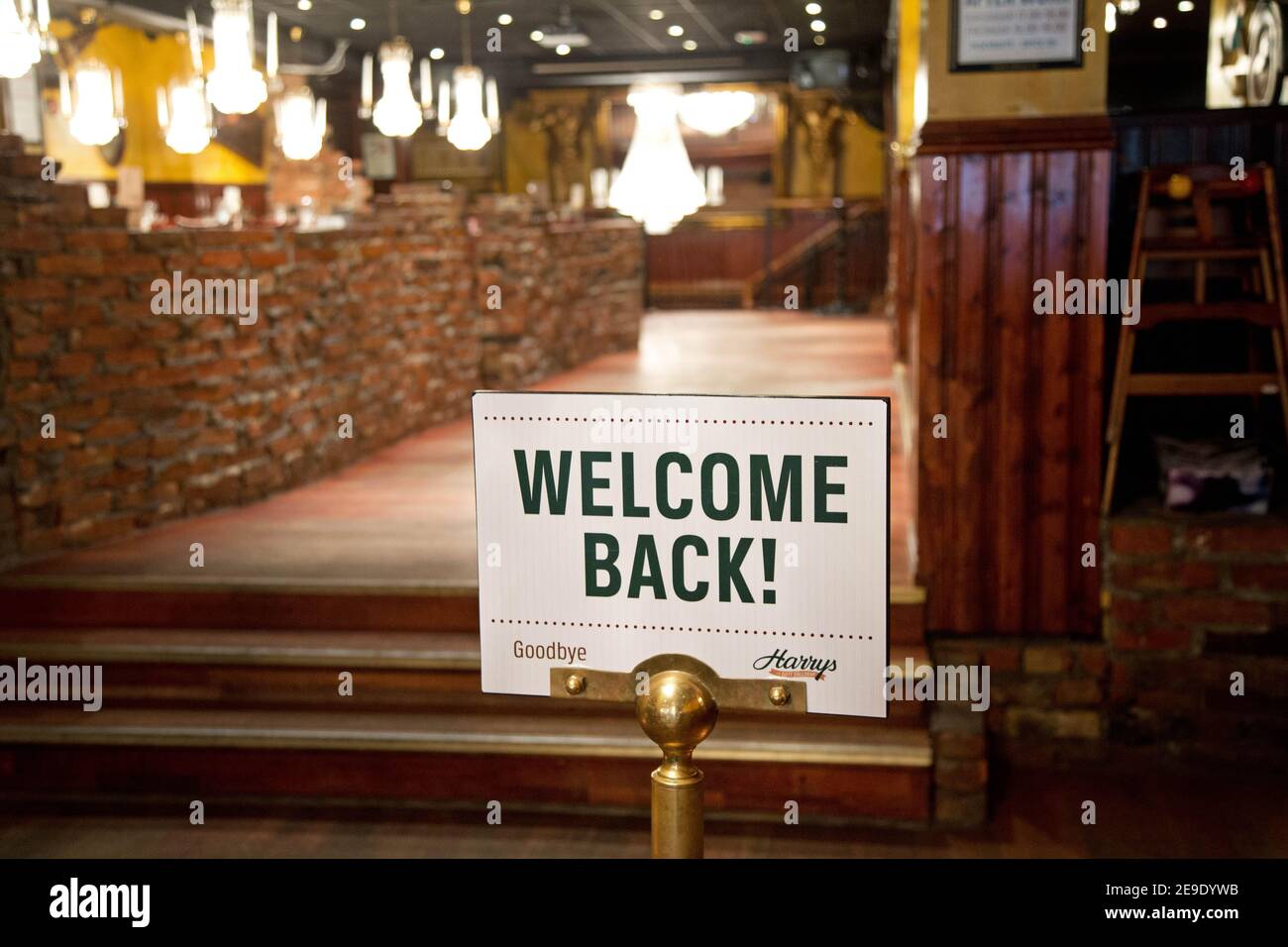 Harrys logo hi-res stock photography and images - Alamy