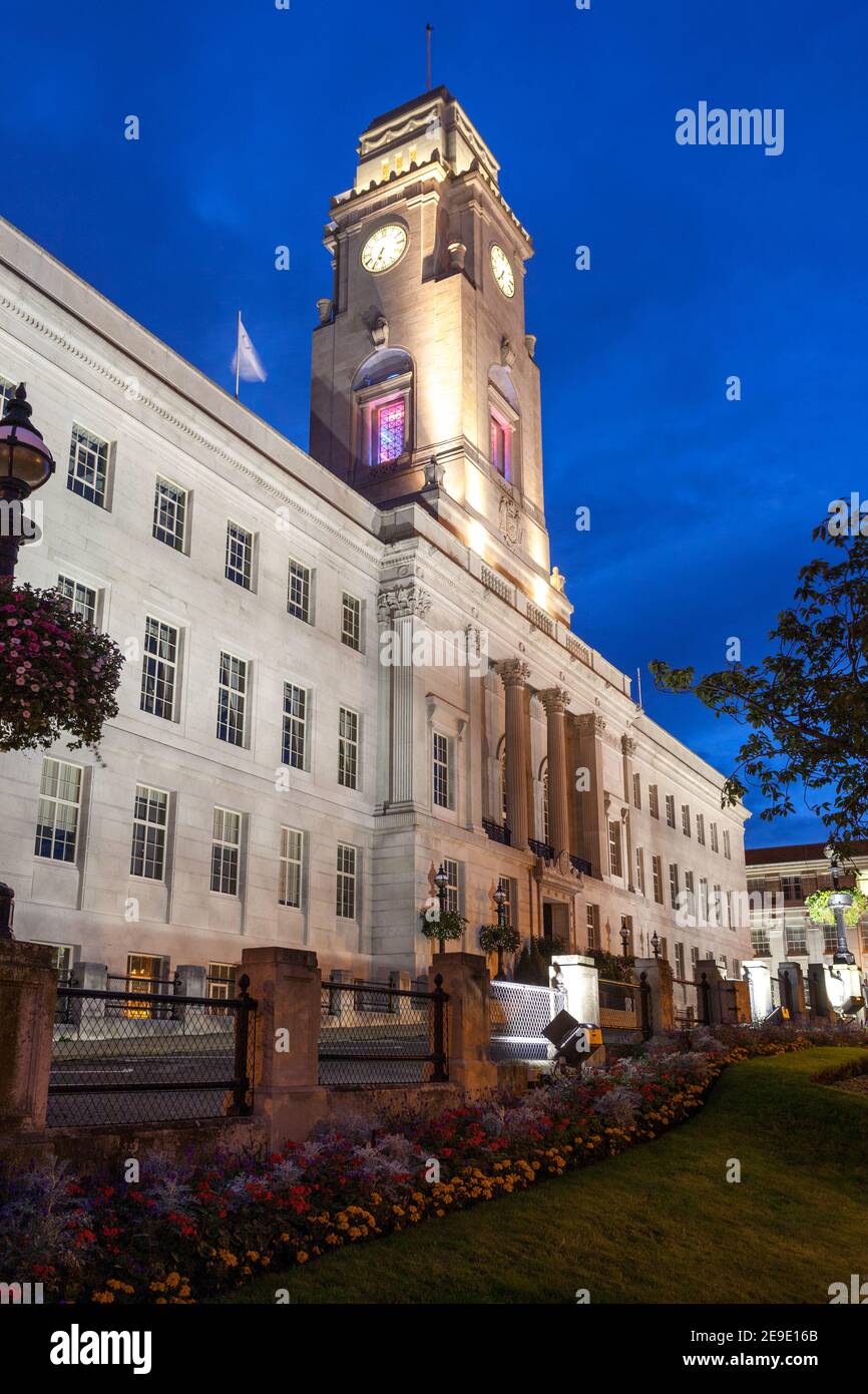 Barnsley town hall hi-res stock photography and images - Alamy