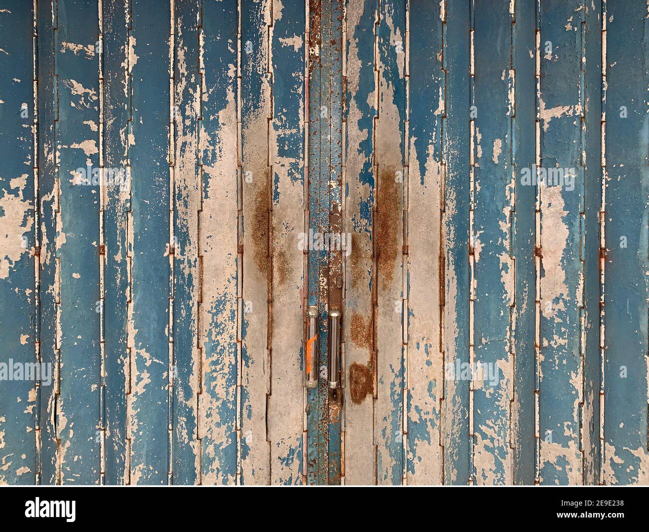 broken wood gate in blue color Stock Photo - Alamy