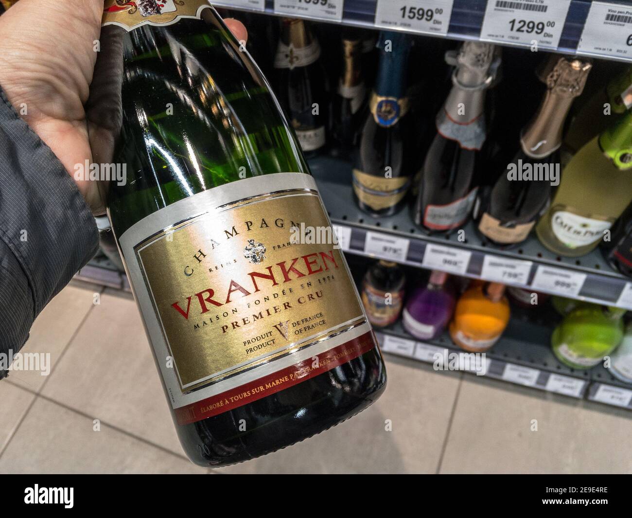 Pommery logo hi-res stock photography and images - Alamy