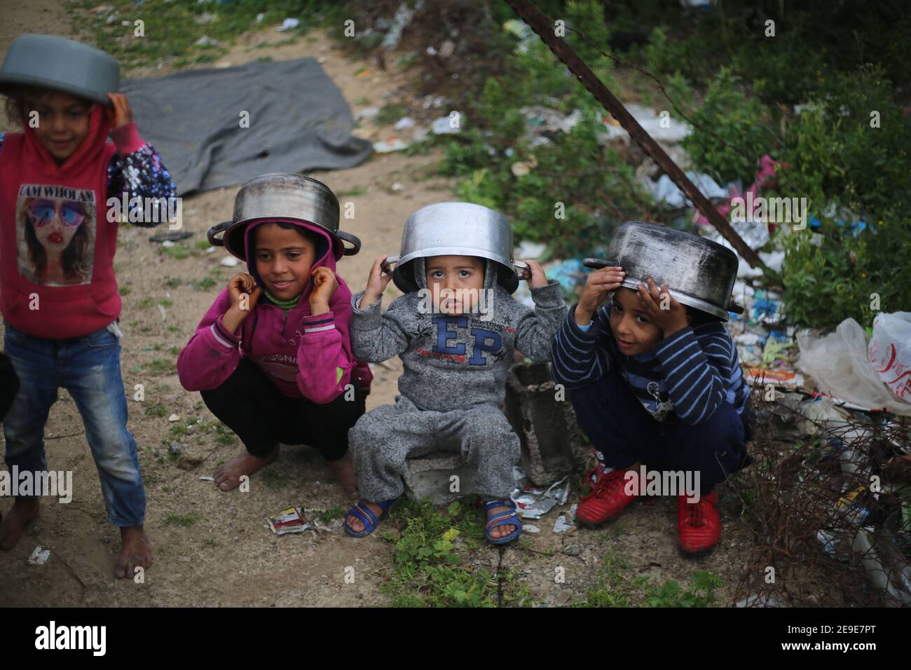 Gaza City, The Gaza Strip, Palestine. 4th Feb, 2021. Palestinian kids ...