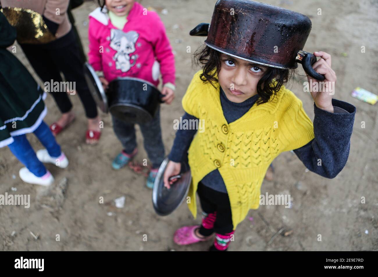 Gaza City, The Gaza Strip, Palestine. 4th Feb, 2021. Palestinian kids ...