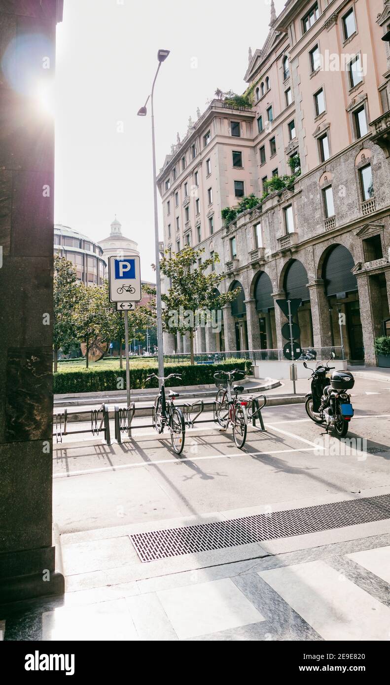 Ancient streets of the Italian city Stock Photo - Alamy