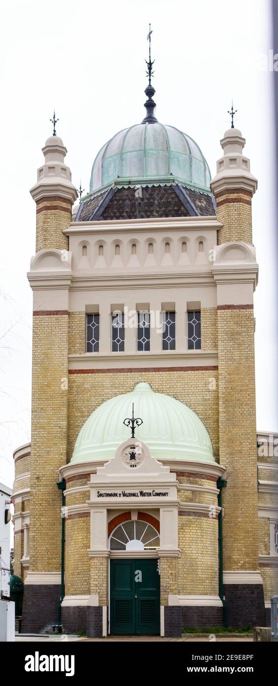 Pumping station building hi-res stock photography and images - Alamy