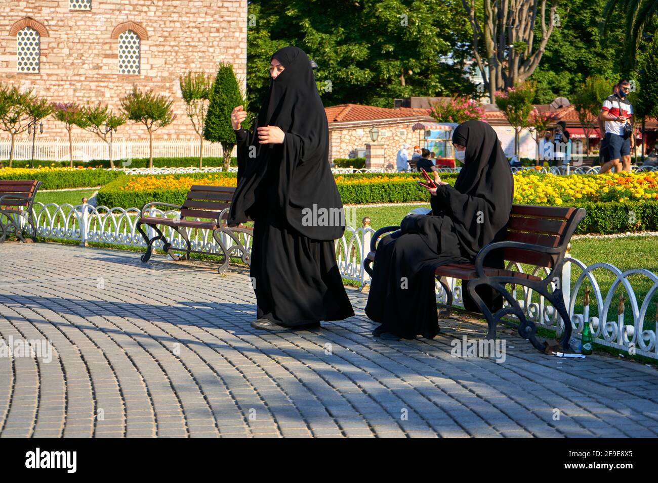 Burqa and niqab turkey hi-res stock photography and images - Alamy
