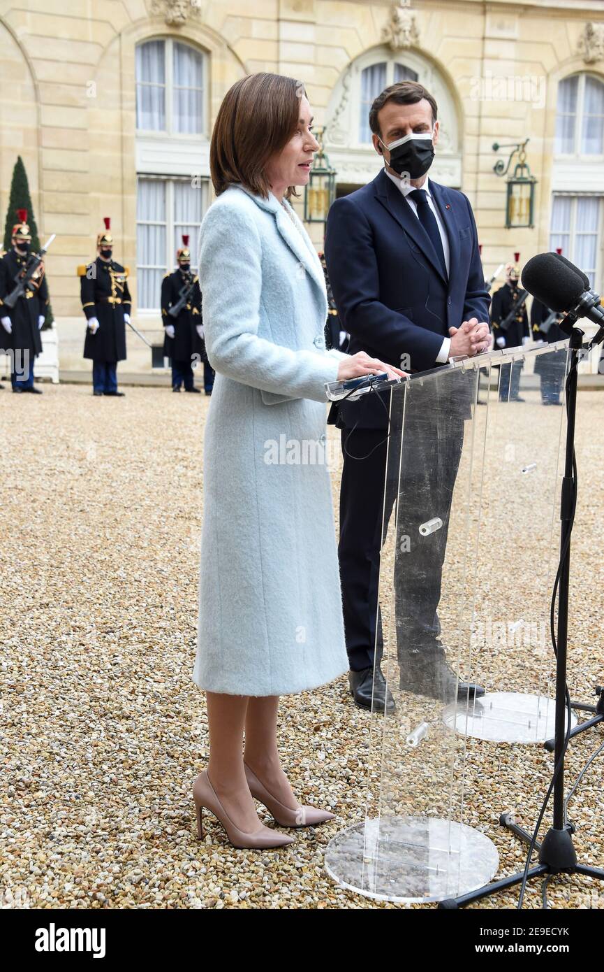 Moldova's President Maia Sandu is welcomed by President Emmanuel Macron ...