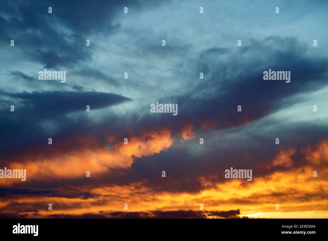 Cloud mood hi-res stock photography and images - Alamy