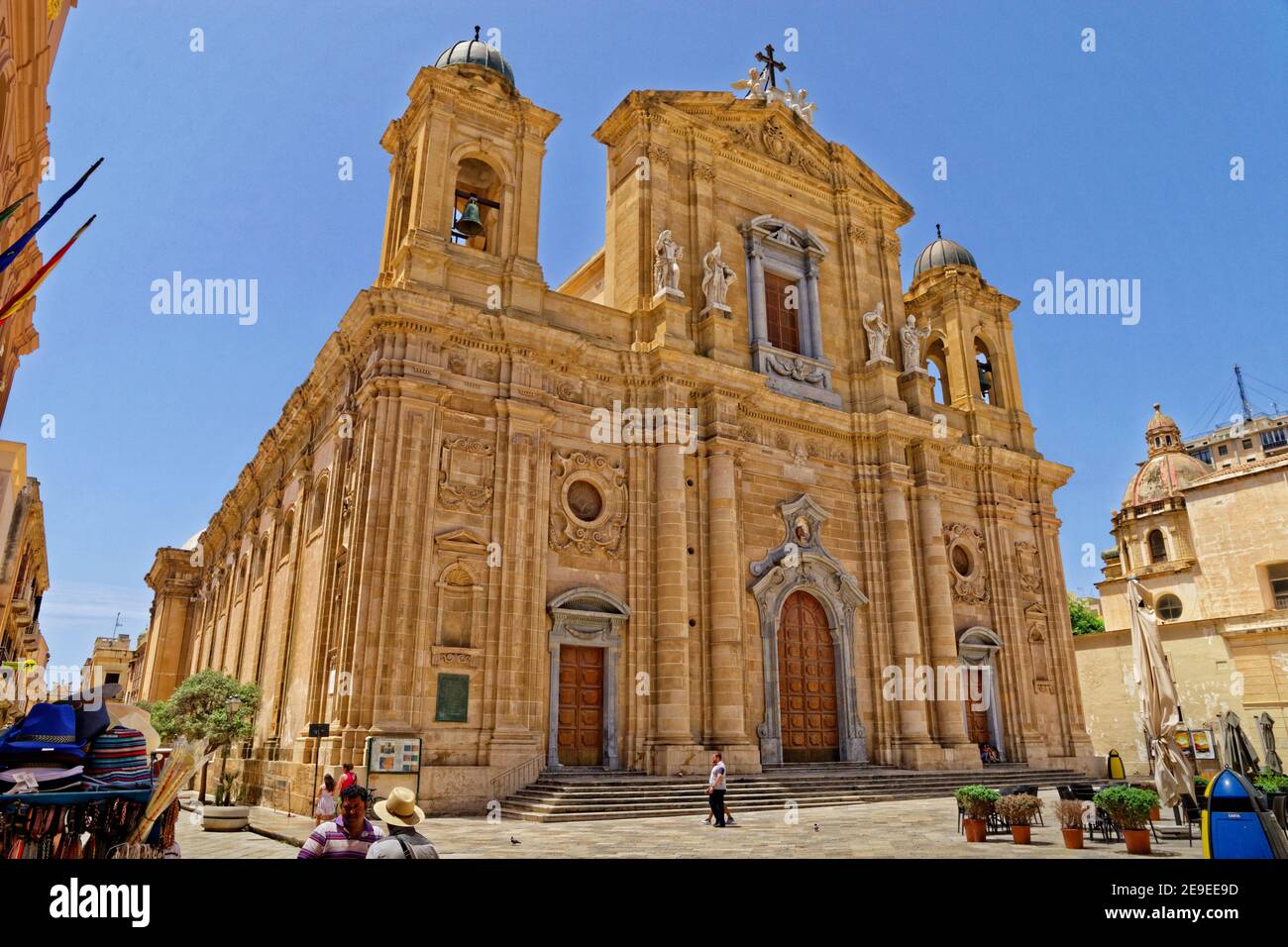 Marsala town centre hi-res stock photography and images - Alamy