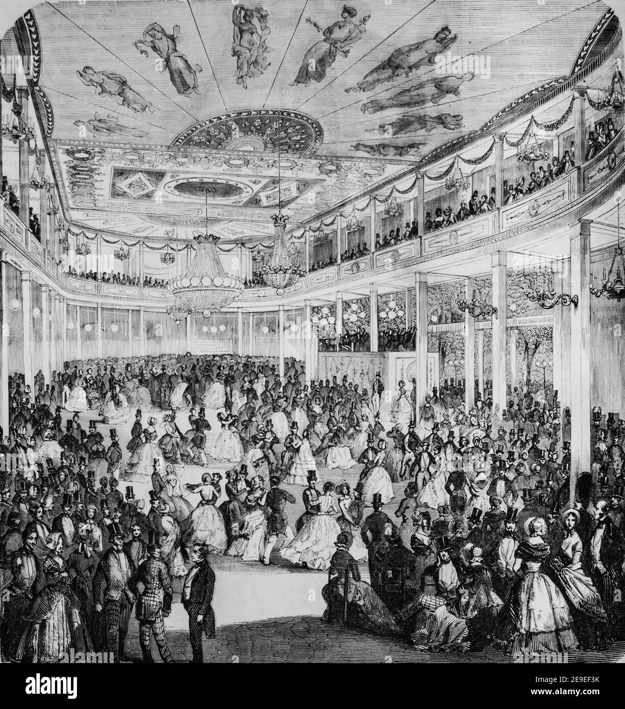 Le bal paris hi-res stock photography and images - Alamy