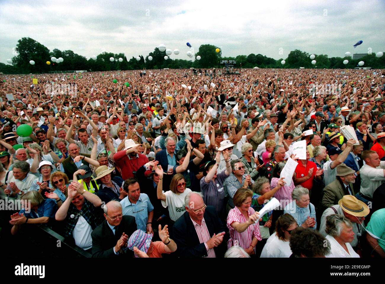 Countryside Alliance Pro Hunting demonstration London July 1997 Stock ...