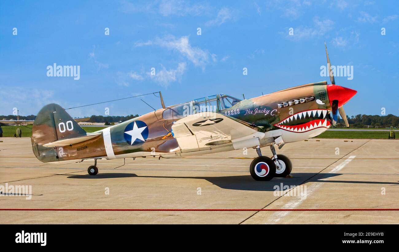 P 40 warhawk ny hi-res stock photography and images - Alamy