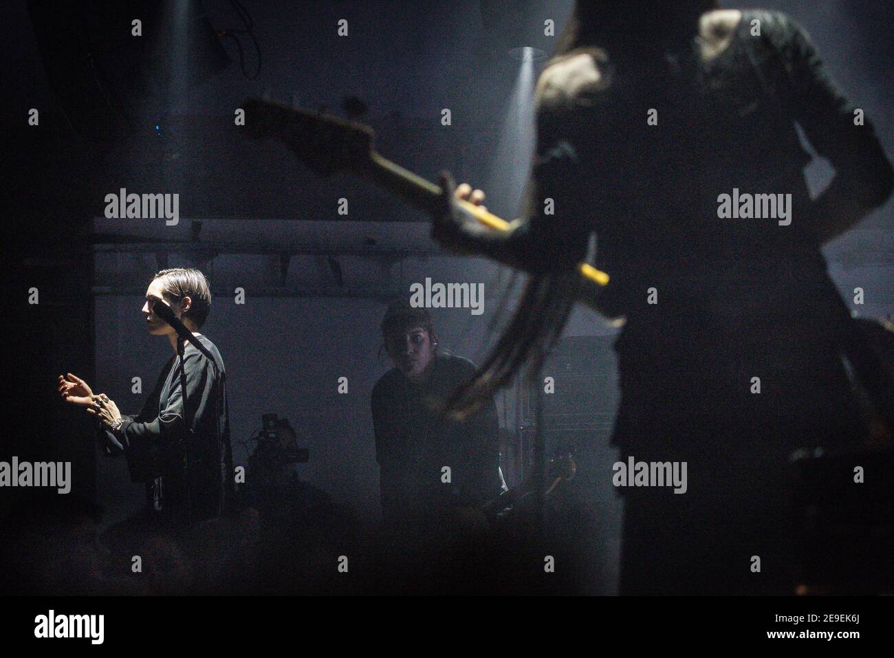 Bo Ningen and Savages perform their Words to the Blind, a ‘simultaneous ...