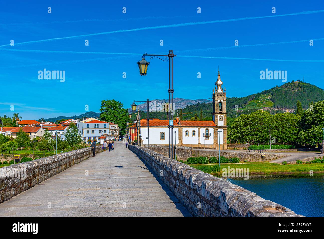 Roman medieval bridge ponte hi-res stock photography and images - Alamy