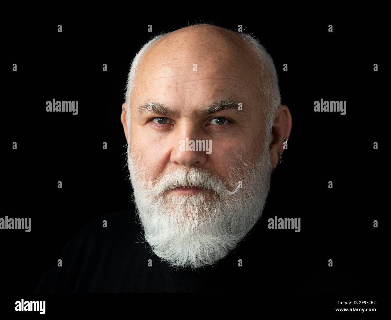 Portrait of Senior Man, close up face of old man Stock Photo - Alamy