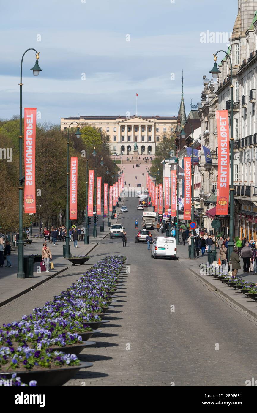 Karl Johans gate, leading to the Royal Palace, Oslo, Norway Stock Photo ...