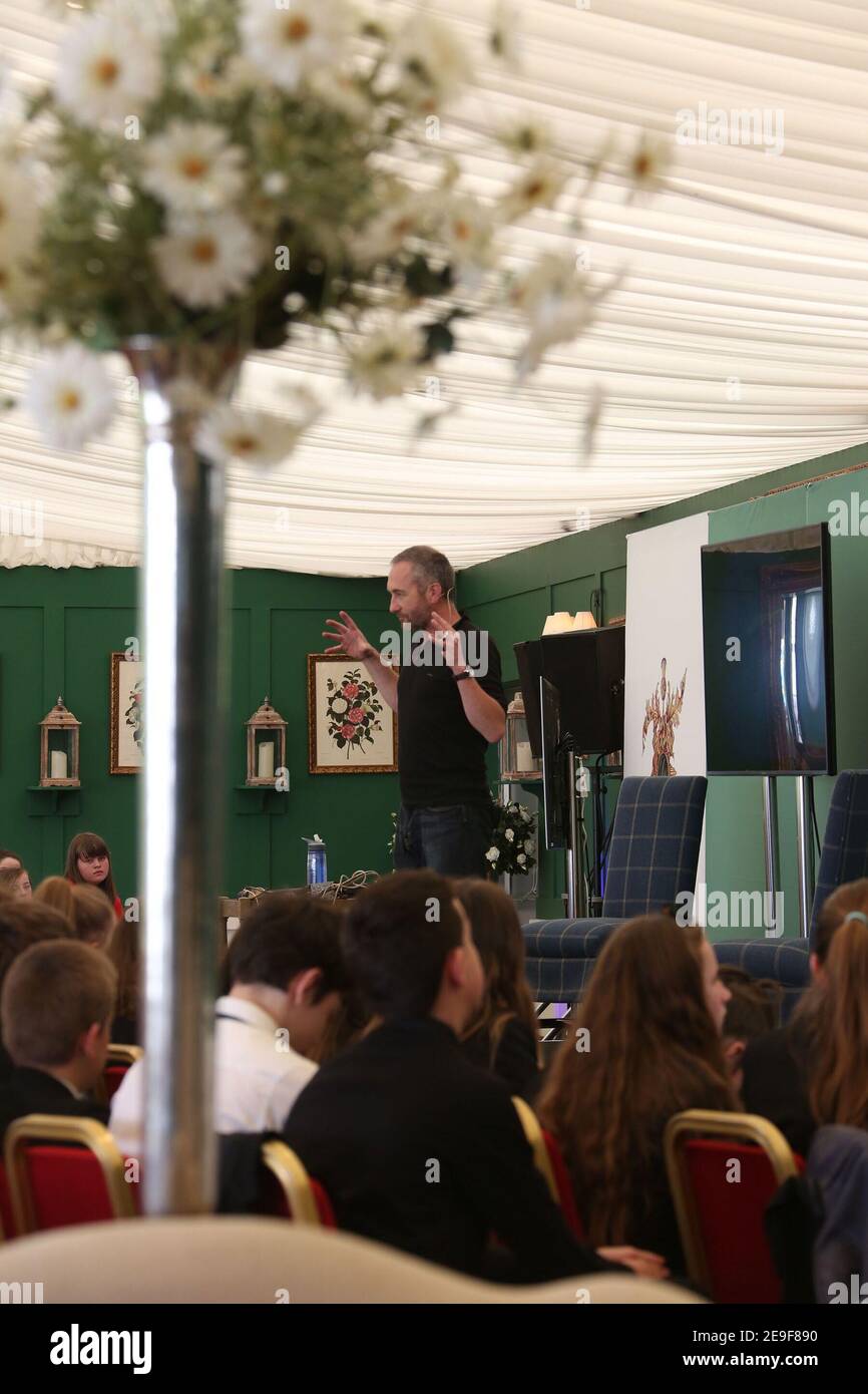 Jason lewis adventurer hi-res stock photography and images - Alamy