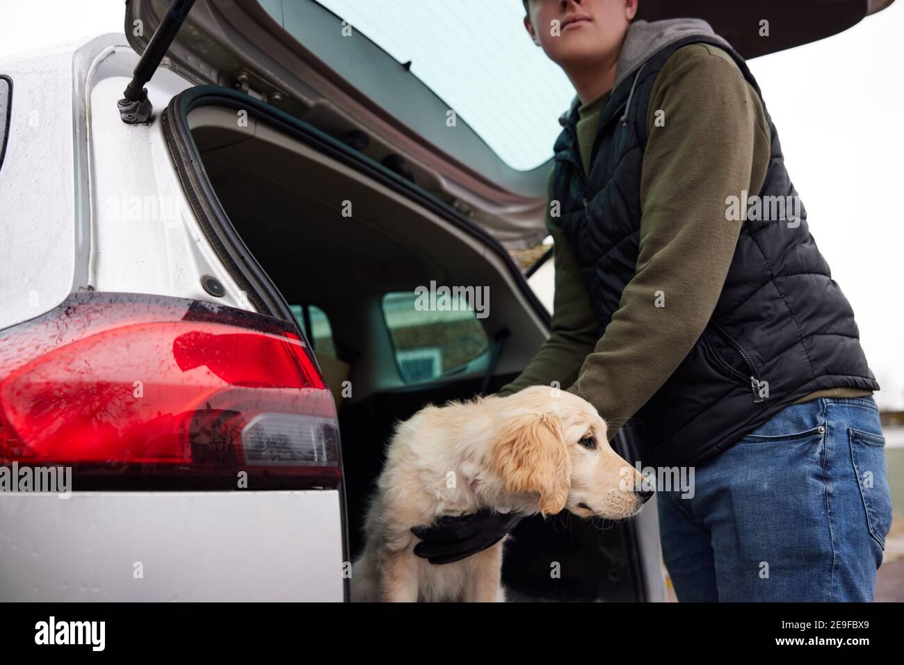 Kidnapping car hi-res stock photography and images - Alamy