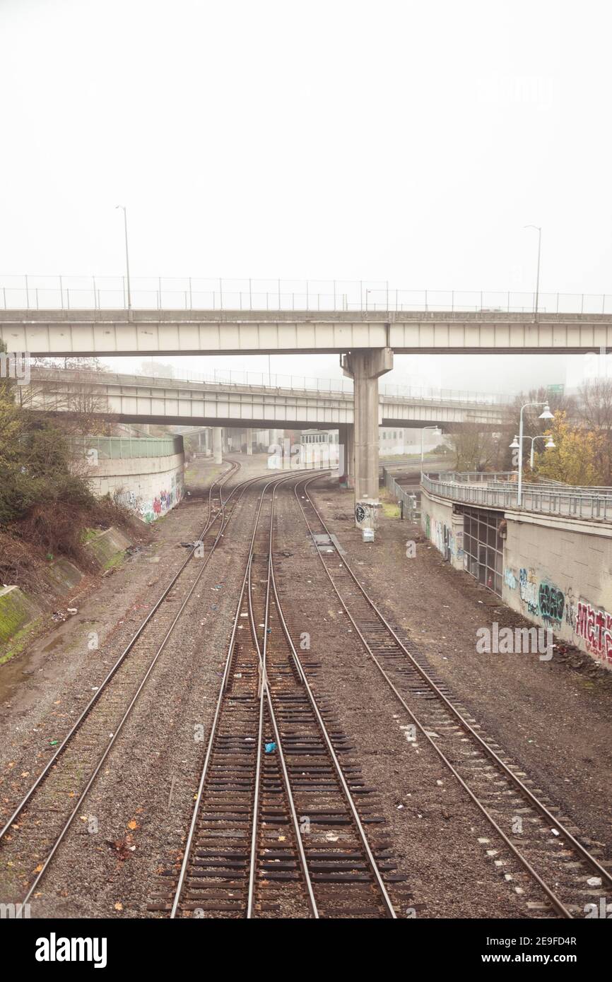 Platform bridges hi-res stock photography and images - Alamy