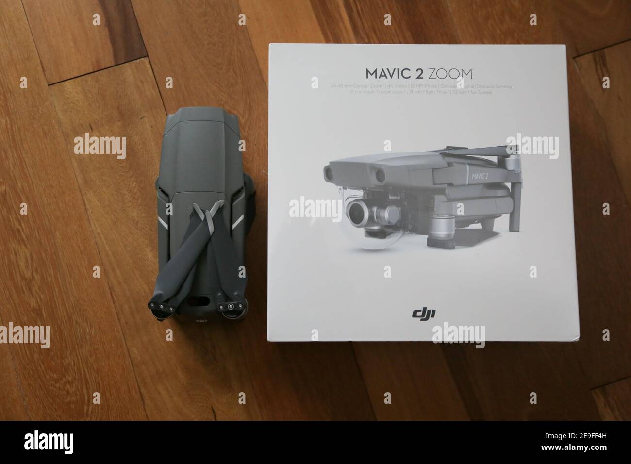 Dji mavic zoom hi-res stock photography and images - Alamy