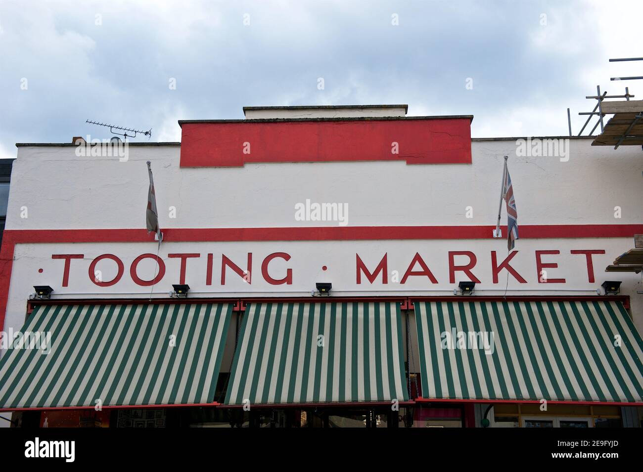 Market share man hi-res stock photography and images - Alamy