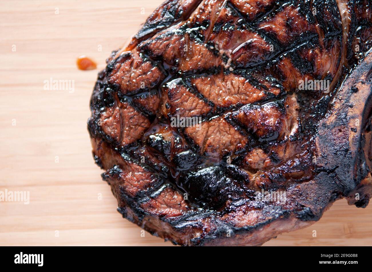 Rib steak cooked perfection hi-res stock photography and images - Alamy