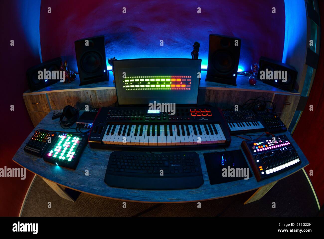 Empty recording studio room Stock Photo - Alamy