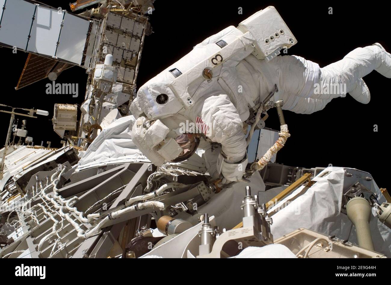 Astronaute eva hi-res stock photography and images - Alamy