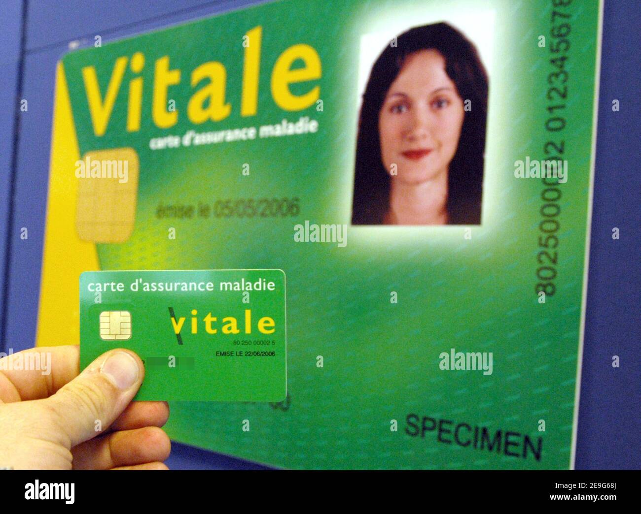 Carte vitale frankreich hi-res stock photography and images - Alamy