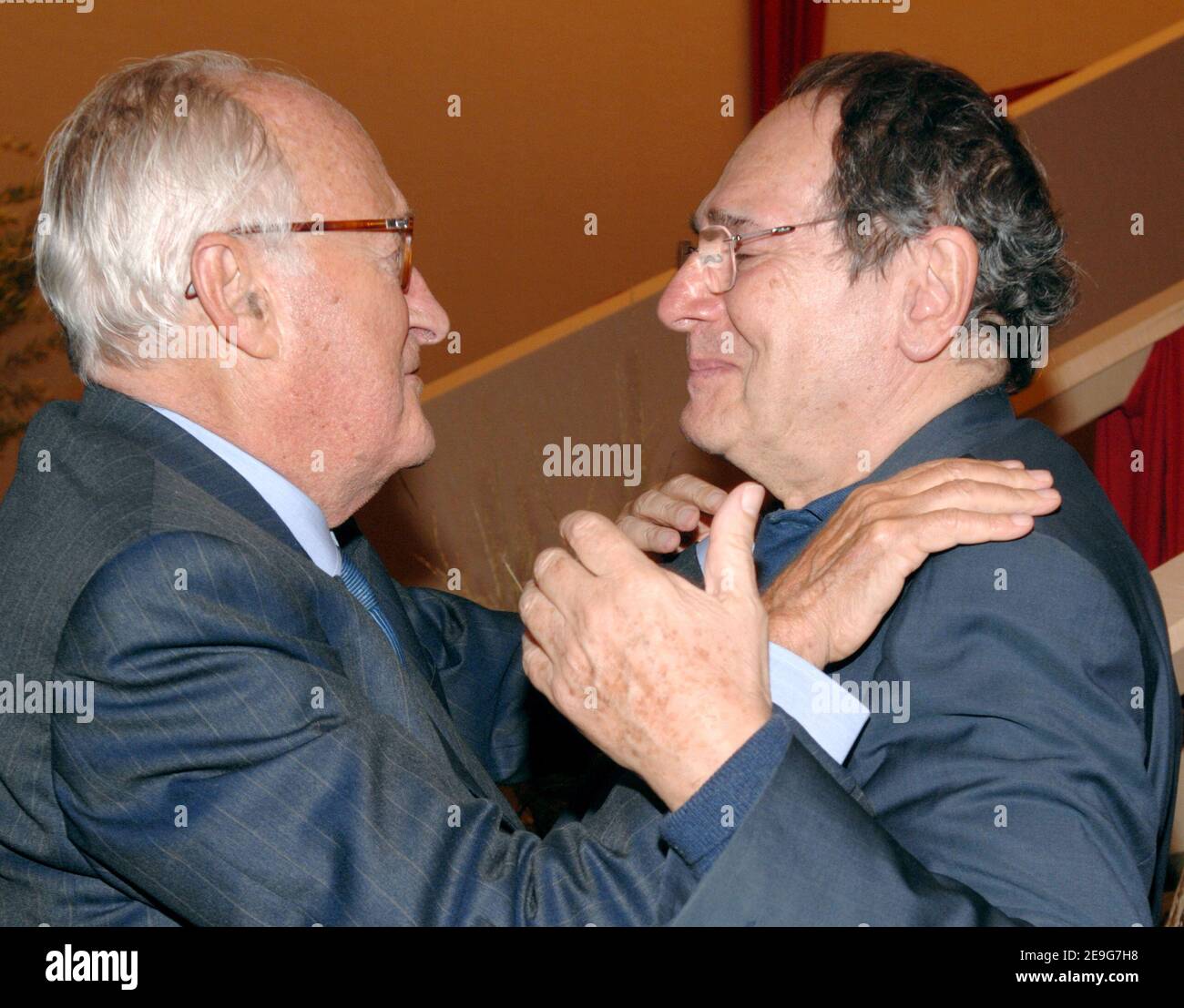 Robert hossein stade de france hi-res stock photography and images - Alamy