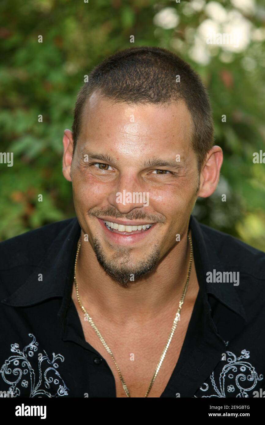 US actor Justin Chambers from 'Grey's anatomy' poses on the Japanese ...